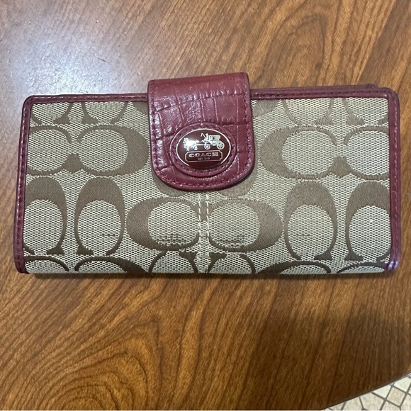Coach | Bags | Coach Hampton Signature Leather Slim Envelope Wallet ...